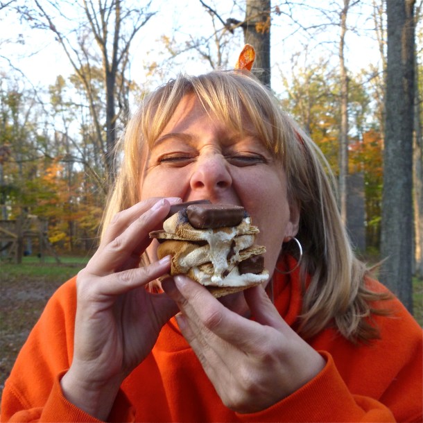 Giant S’more!! | EASYBAKED