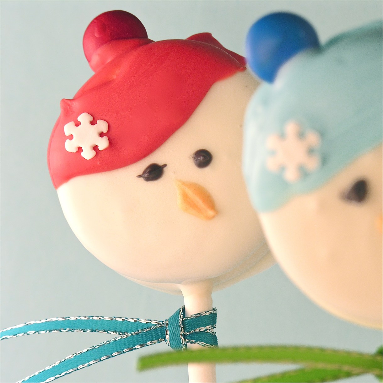 Oreo Snowman Pops! | EASYBAKED