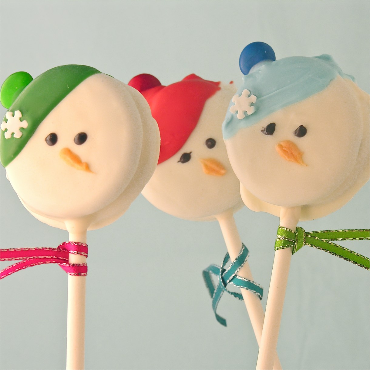 Oreo Snowman Pops! | EASYBAKED