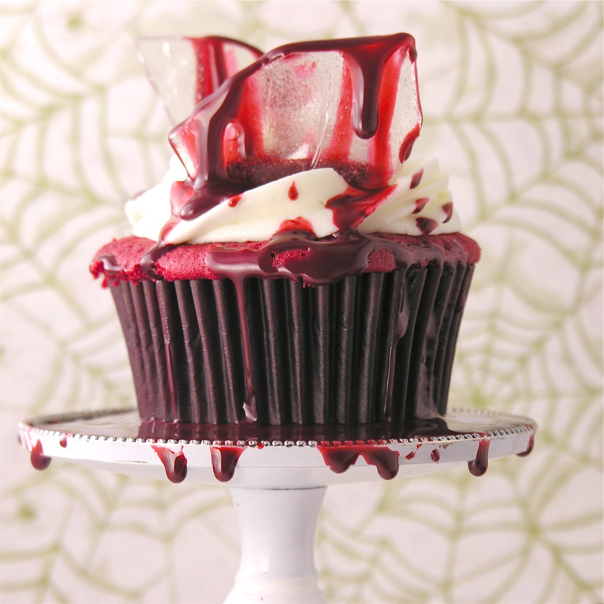 Creepy Broken Glass Cupcakes! | EASYBAKED