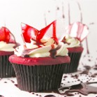 Creepy Earthworm Cupcakes | EASYBAKED