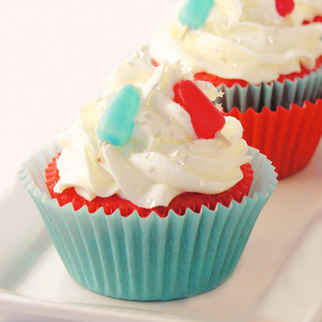 Bomb Pop Cupcakes!! | EASYBAKED