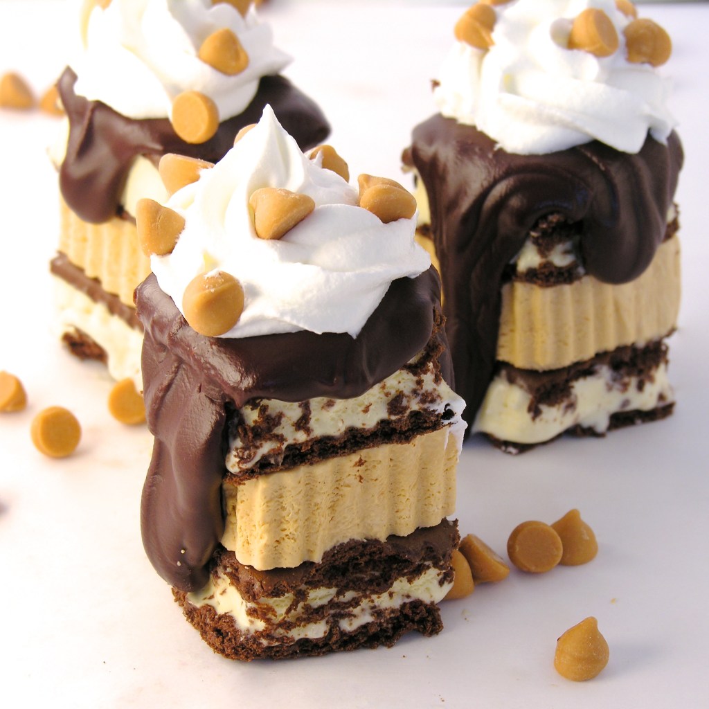 Butterscotch Ice Cream Towers | EASYBAKED