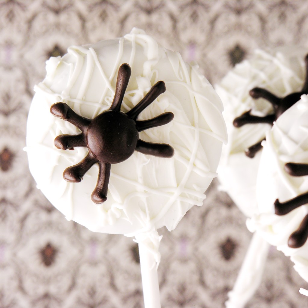 Spiderweb Oreo Pops | EASYBAKED
