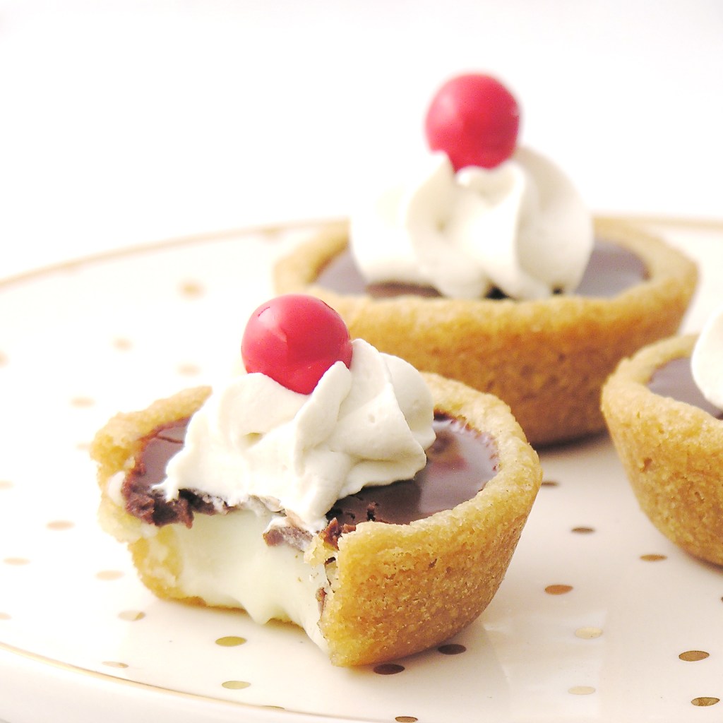 Boston Cream Cookie Cups | EASYBAKED