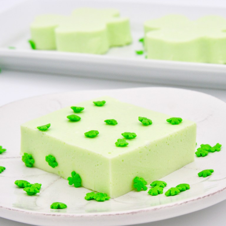 Leprechaun Lime Mousse | EASYBAKED